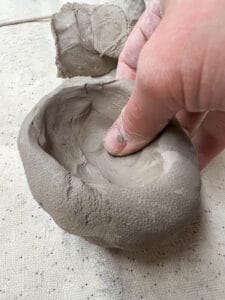 How To Build Clay Pinch Pot Animals - Crafty Art Ideas