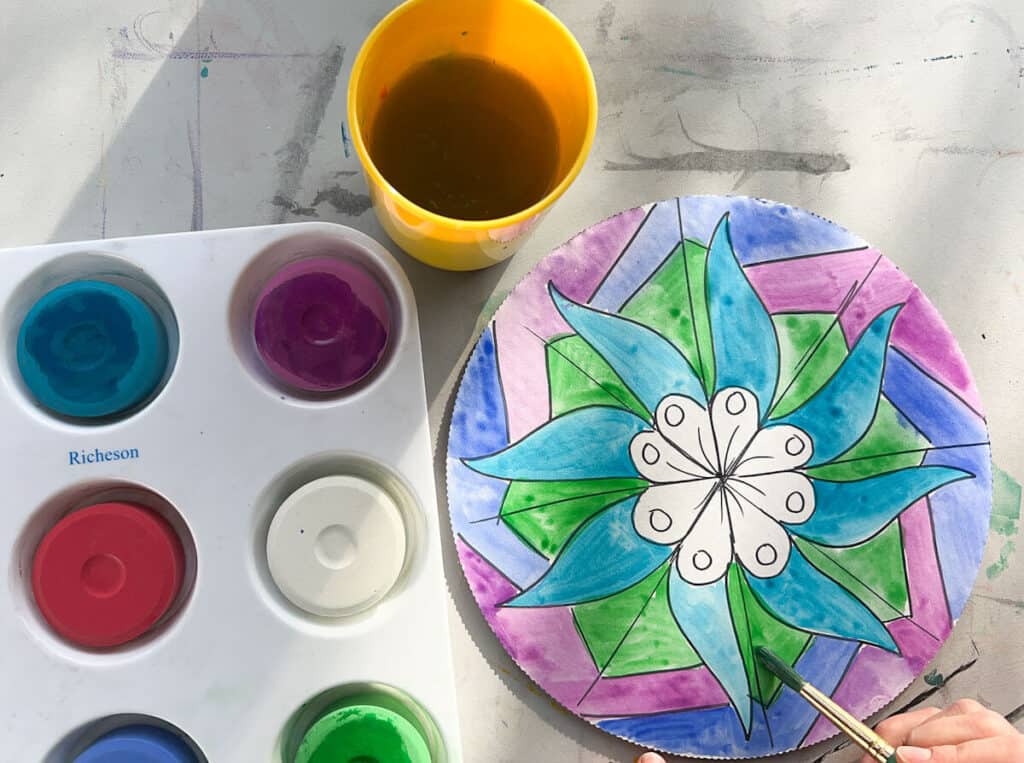 Easy Mandala Art For Kids and Beginners - Crafty Art Ideas