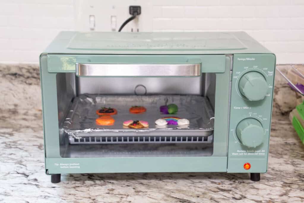 How To Make DIY Polymer Clay Fridge Magnets At Home - Crafty Art Ideas