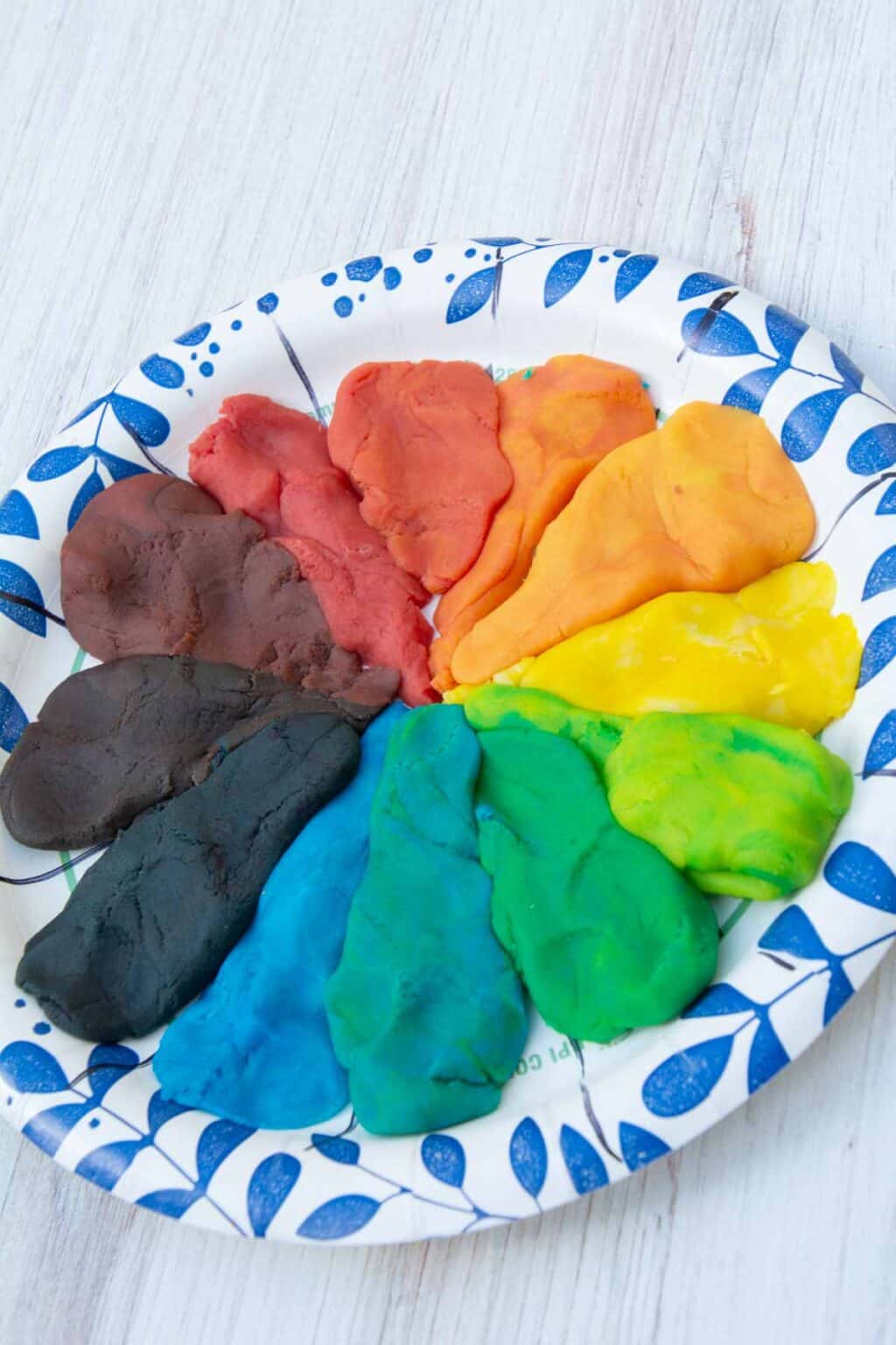 Playdough Color Wheels For A Creative Color Mixing Art Lesson For Kids ...