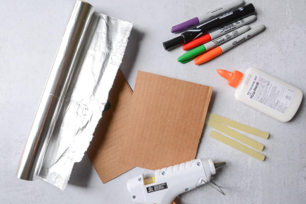 Fun Christmas Foil Art Project For Kids - Crafty Art Ideas