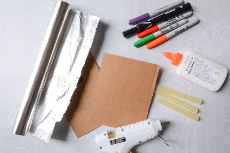 Fun Christmas Foil Art Project For Kids - Crafty Art Ideas