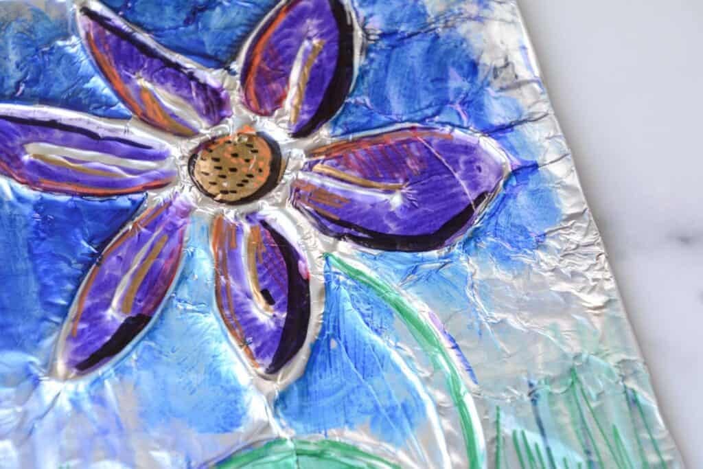 Simple Aluminum Foil Flower Art Idea For Kids - Crafty Art Ideas