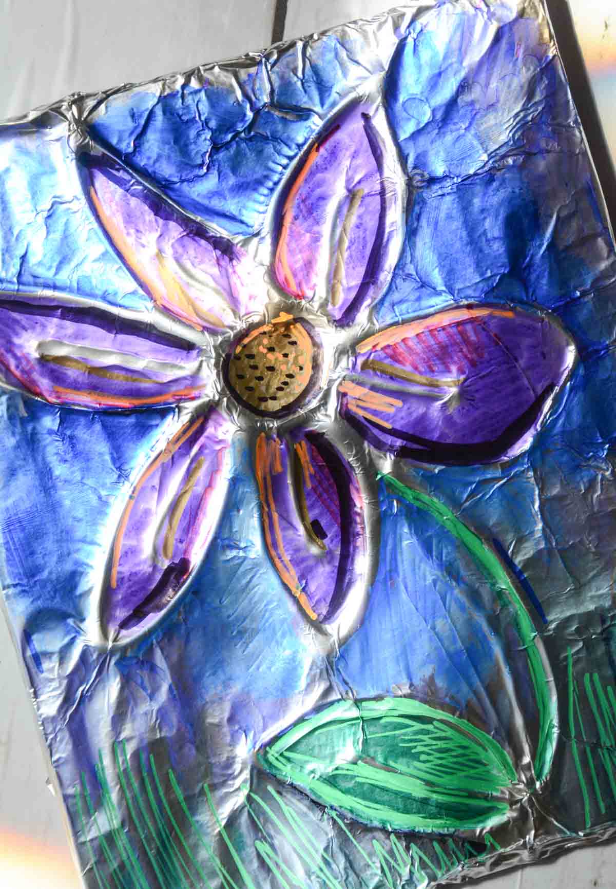 Simple Aluminum Foil Flower Art Idea For Kids - Crafty Art Ideas